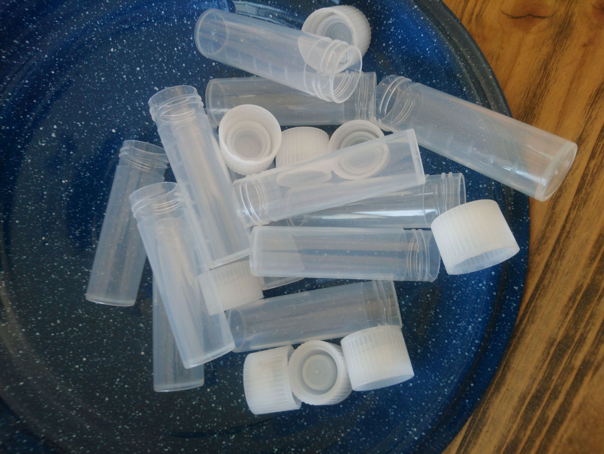 10 ink sample vials empty